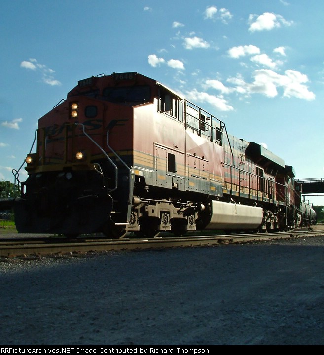 BNSF 7648